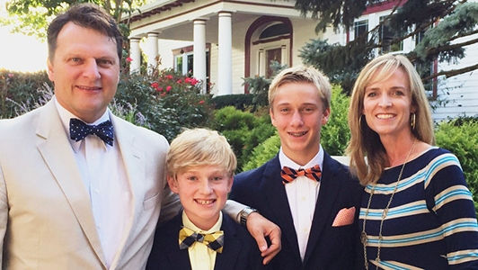 “You never think it can happen to you.” – Angie Myers Shares Her Sepsis ...